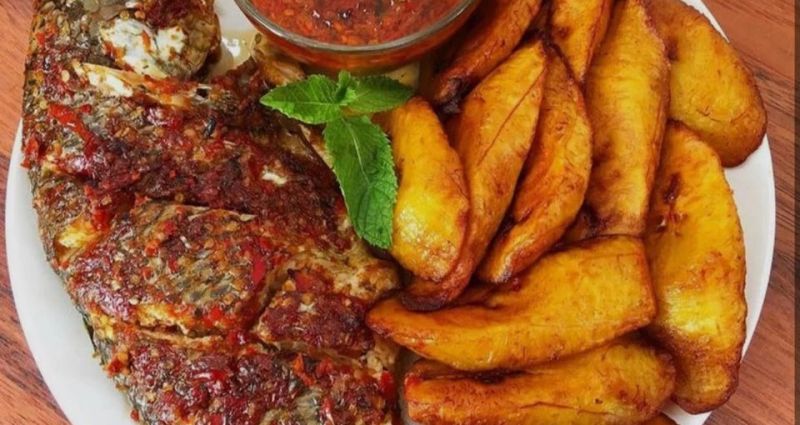 Recette facile: De l'aloco poisson à l'Ivoirienne