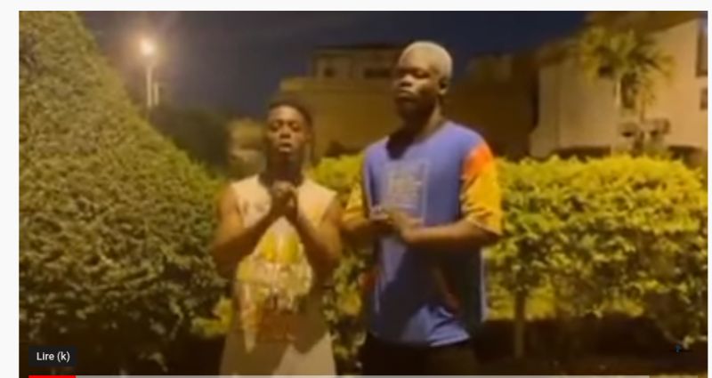 Virés après s’être embrassés sur scène: voici la réaction des danseurs ...